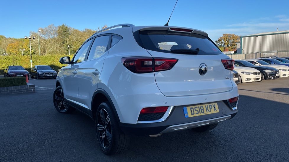 Mg Mg Zs White Manual Auction | DealerPX