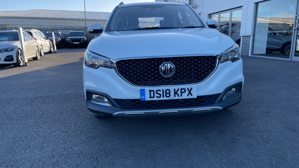Mg Mg Zs White Manual Auction | DealerPX