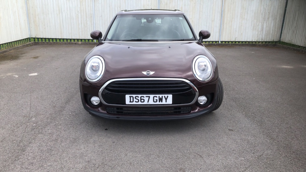 Mini Clubman Maroon Automatic Auction | DealerPX