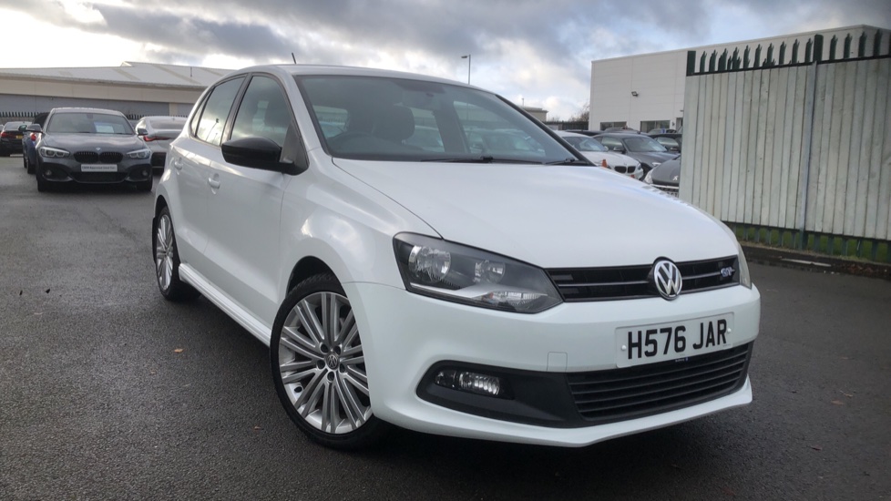 Volkswagen Polo White Manual Auction | DealerPX