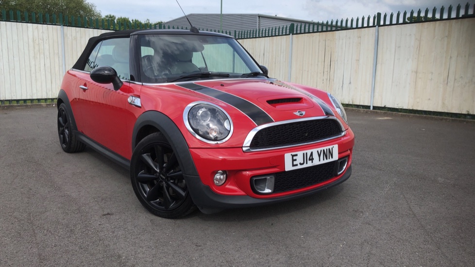 Mini Convertible Red Manual Auction | DealerPX