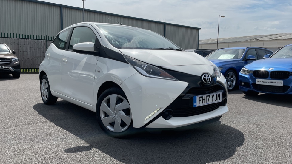 Toyota Aygo White Automatic Auction | DealerPX