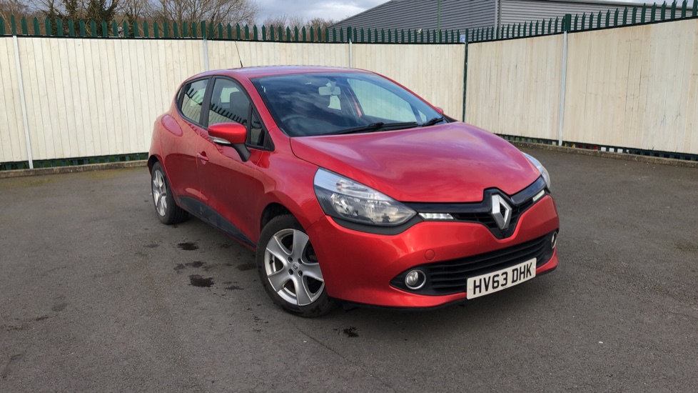 Renault Clio Red Manual Auction | DealerPX