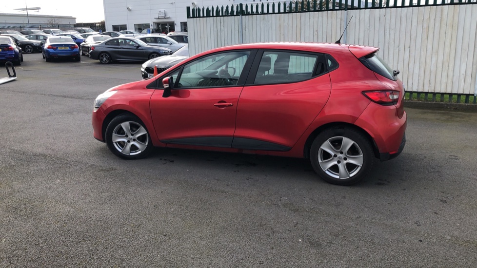 Renault Clio Red Manual Auction | DealerPX