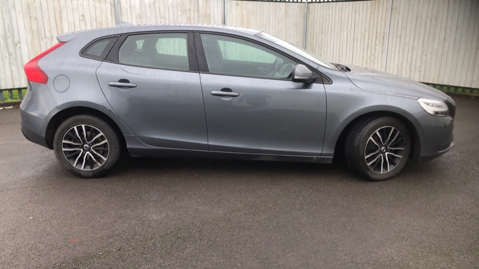 Volvo V40 Grey Manual Auction | DealerPX
