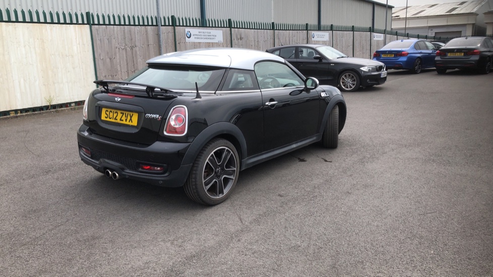 Mini Coupe Black Manual Auction | DealerPX