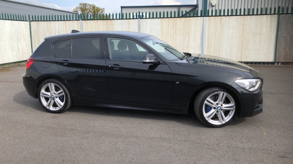 BMW 1 Series Black Automatic Auction | DealerPX
