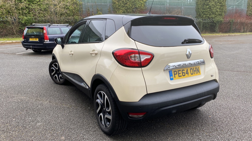 Renault Captur Cream/black Automatic Auction | DealerPX