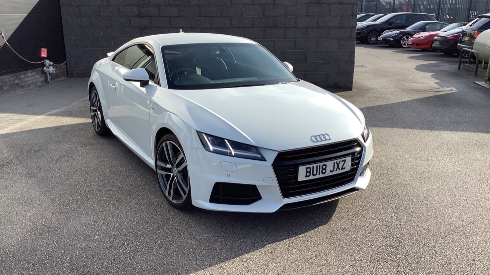 Audi TT White Automatic Auction | DealerPX