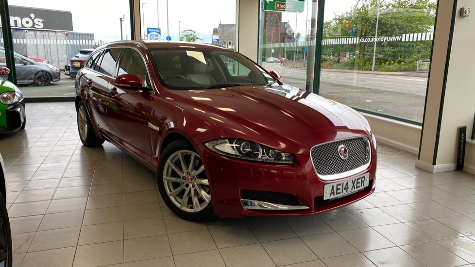 Jaguar XF Red Automatic Auction | DealerPX