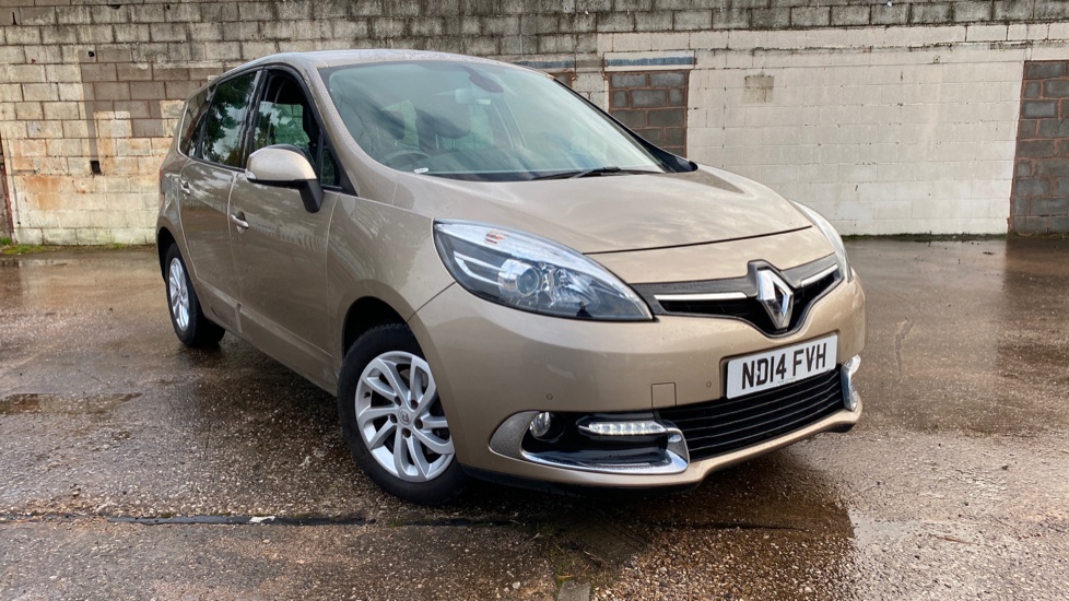 Renault Grand Scenic Beige Manual Auction | DealerPX