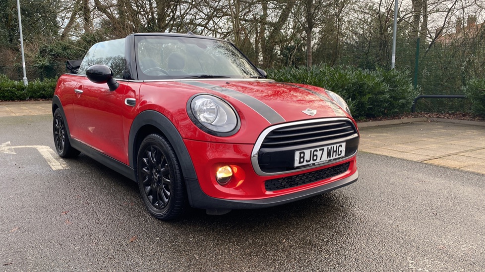 Mini Convertible Red Manual Auction | DealerPX