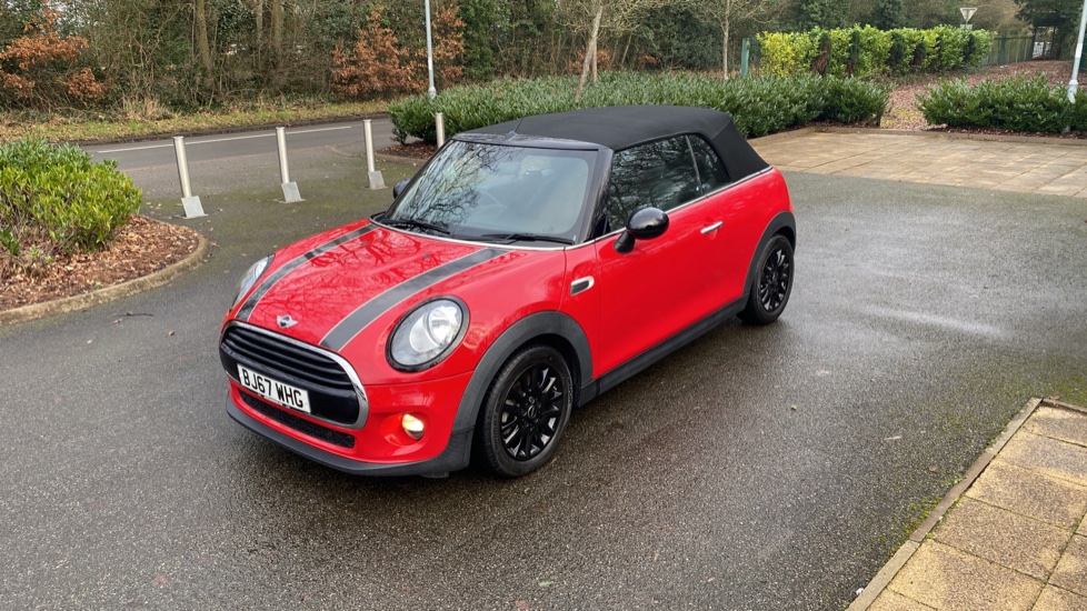 Mini Convertible Red Manual Auction | DealerPX
