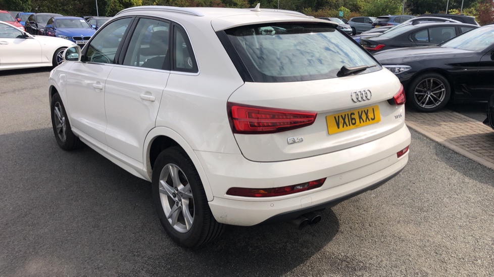 Audi Q3 White Manual Auction | DealerPX