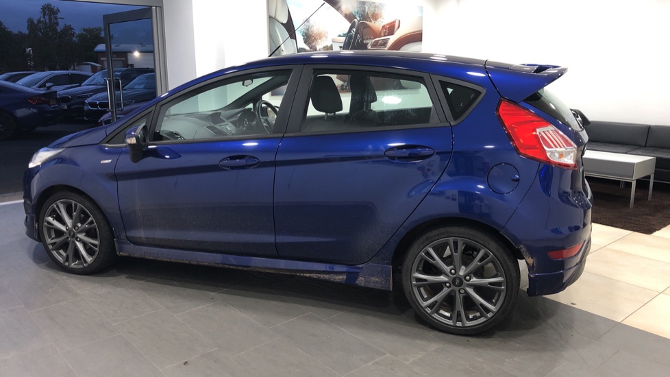 Ford Fiesta Blue Manual Auction | DealerPX