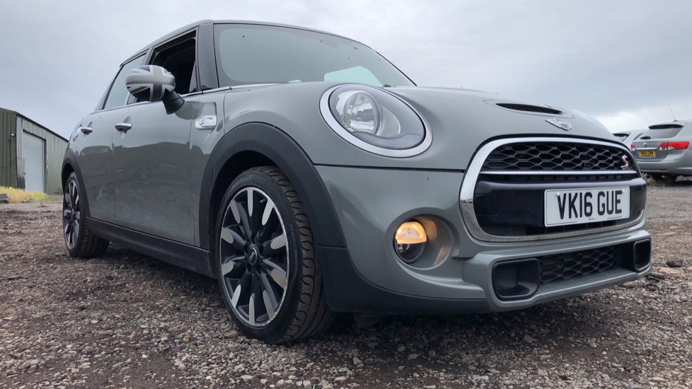 Mini Hatch Grey Manual Auction | DealerPX