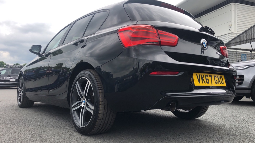 BMW 1 Series Black Manual Auction | DealerPX