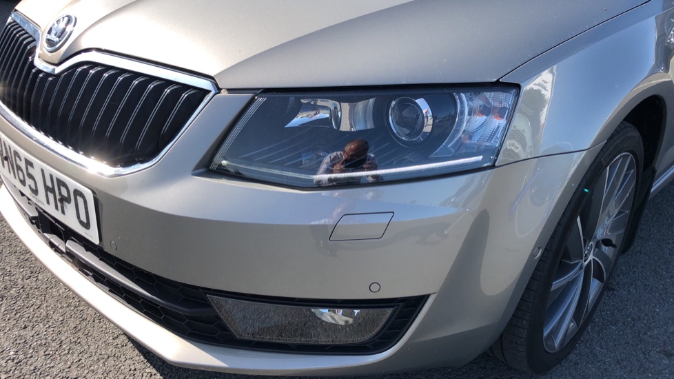 Skoda Octavia Beige Automatic Auction | DealerPX