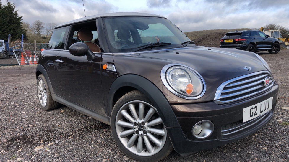 Mini Hatch Brown Manual Auction | DealerPX