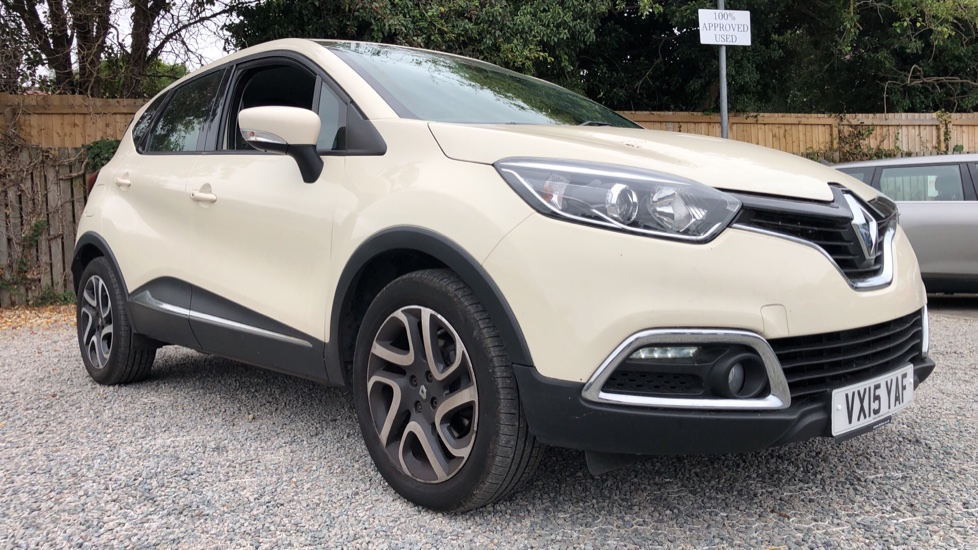 Renault Captur Cream Manual Auction | DealerPX