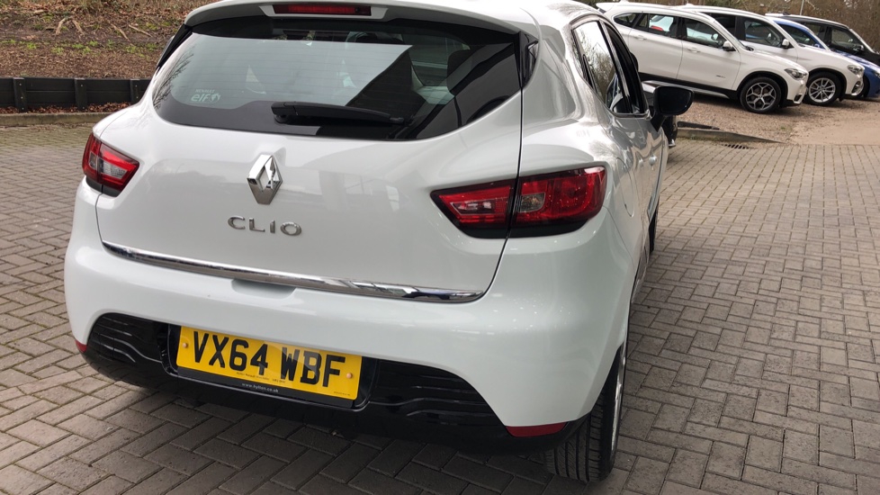 Renault Clio White Manual Auction | DealerPX