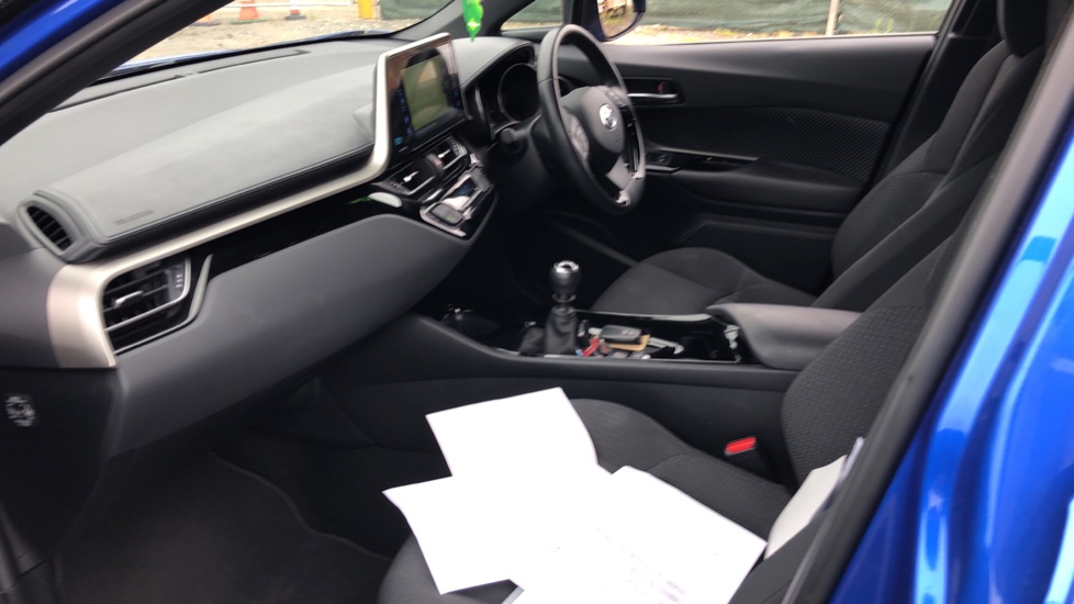 Toyota C-HR Blue Manual Auction | DealerPX