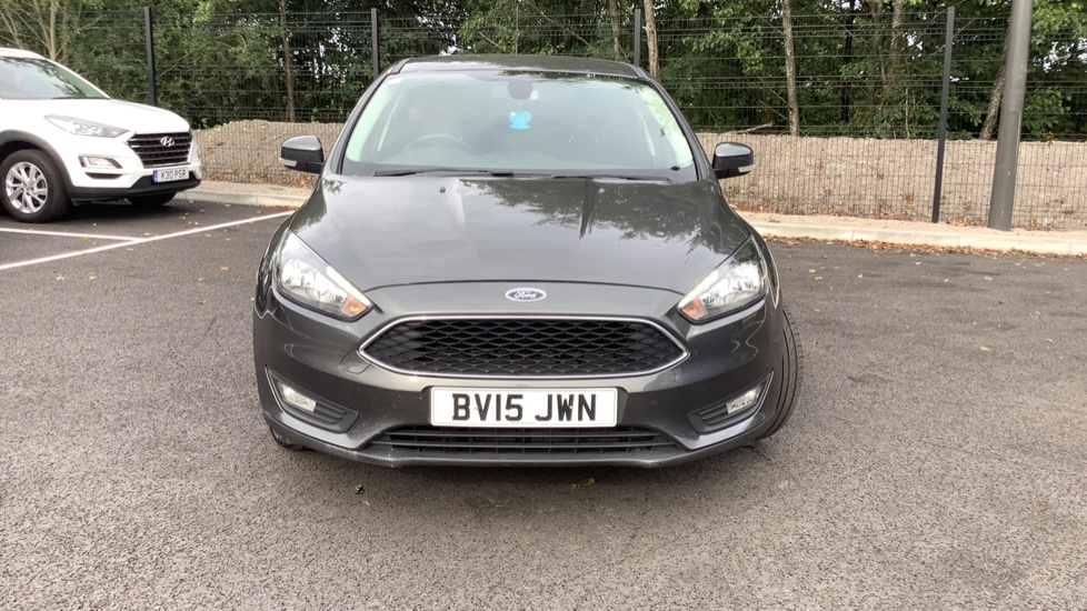 Ford Focus Grey Manual Auction | DealerPX