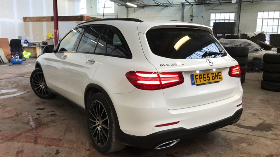 Mercedes GLC-Class White Automatic Auction | DealerPX