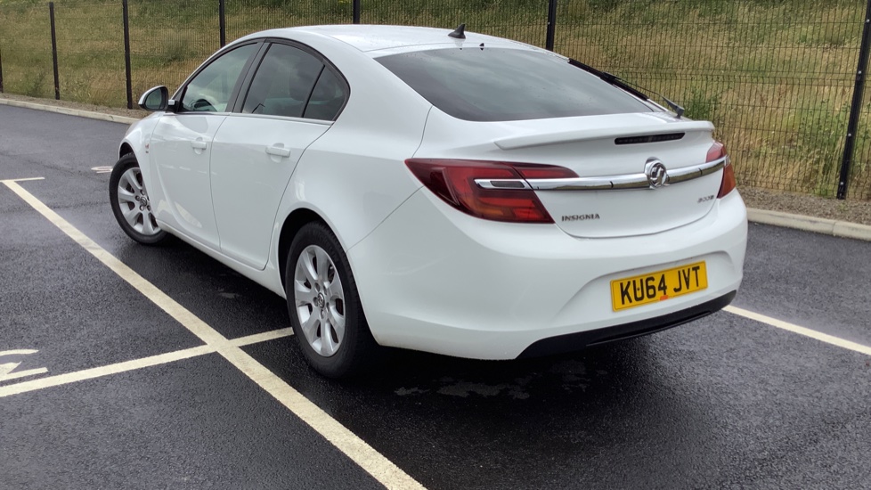 Vauxhall Insignia White Manual Auction | DealerPX
