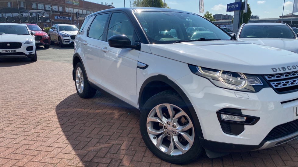 Land Rover Discovery Sport White Automatic Auction | DealerPX