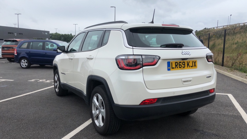 Jeep Compass White Manual Auction | DealerPX