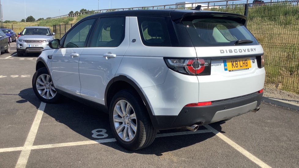 Land Rover Discovery Sport White Automatic Auction | DealerPX