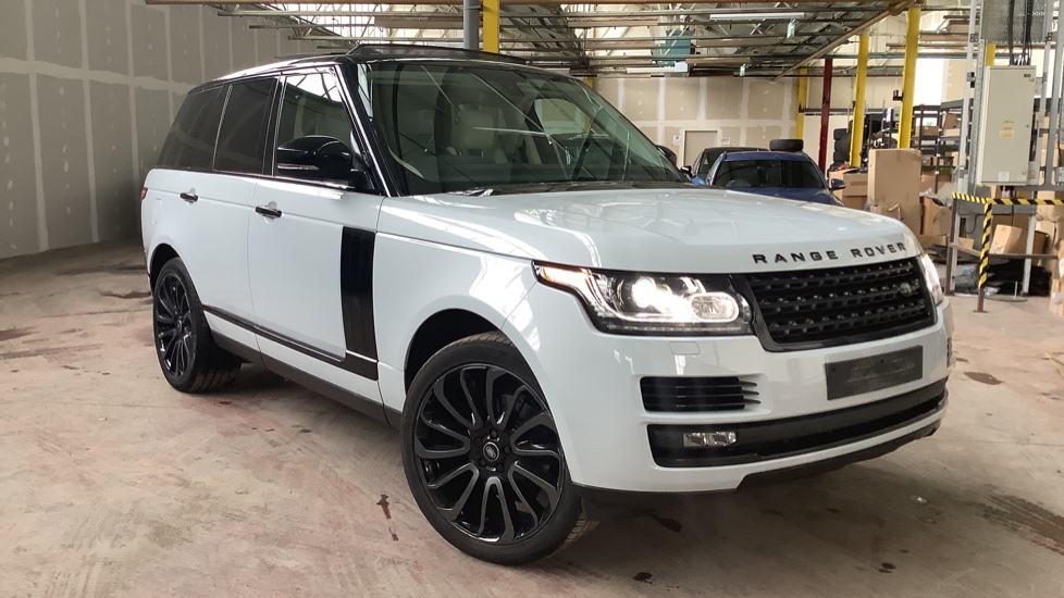 Land Rover Range Rover White Automatic Auction | DealerPX