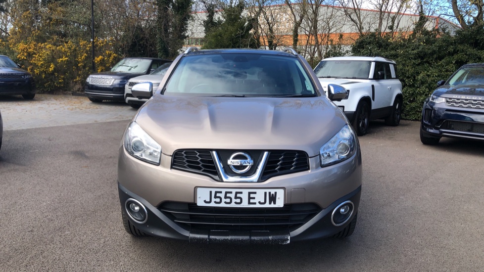 Nissan Qashqai Beige Manual Auction | DealerPX