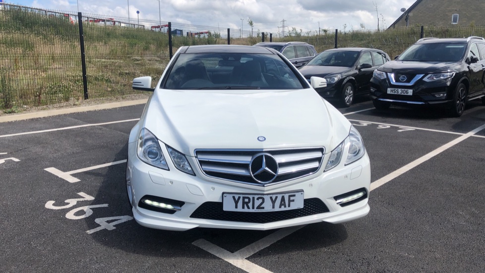 Mercedes E-Class White Automatic Auction | DealerPX