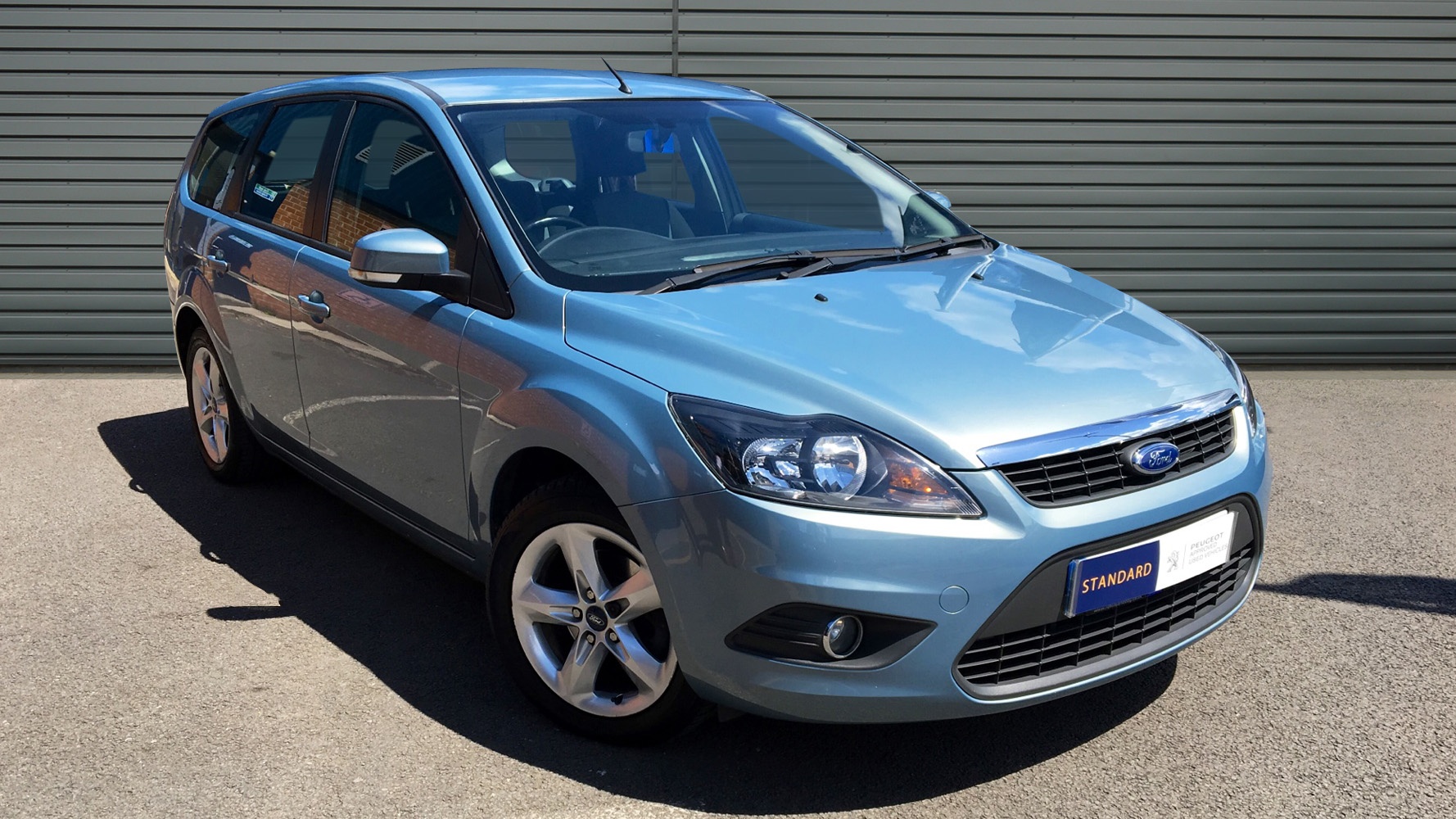 Used Ford FOCUS Estate 1.6 Zetec 5dr 2009 RE59UMD
