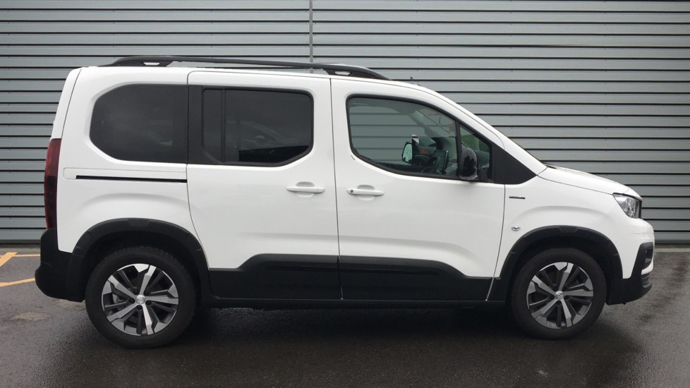 Used Peugeot Rifter MPV 1.5 BlueHDi GT Line (s/s) 5dr Manual White ...