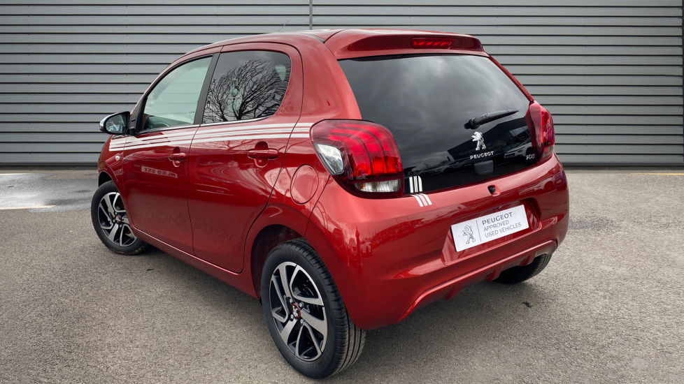 Used Peugeot 108 Hatchback 1.0 Collection (s/s) 5dr Manual Red MD69XTX ...