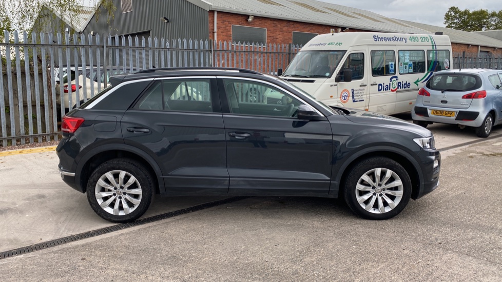 Volkswagen T-Roc SE 2.0TDI Grey Manual Auction | DealerPX