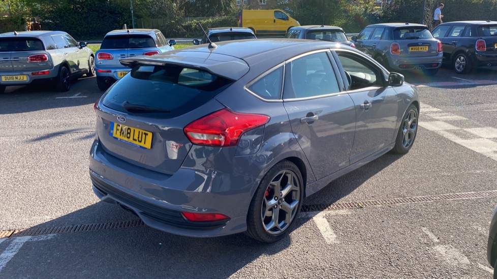 Ford Focus Grey Manual Auction | DealerPX