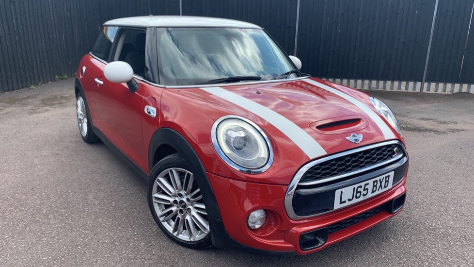 Mini Cooper S Red Manual Auction | DealerPX