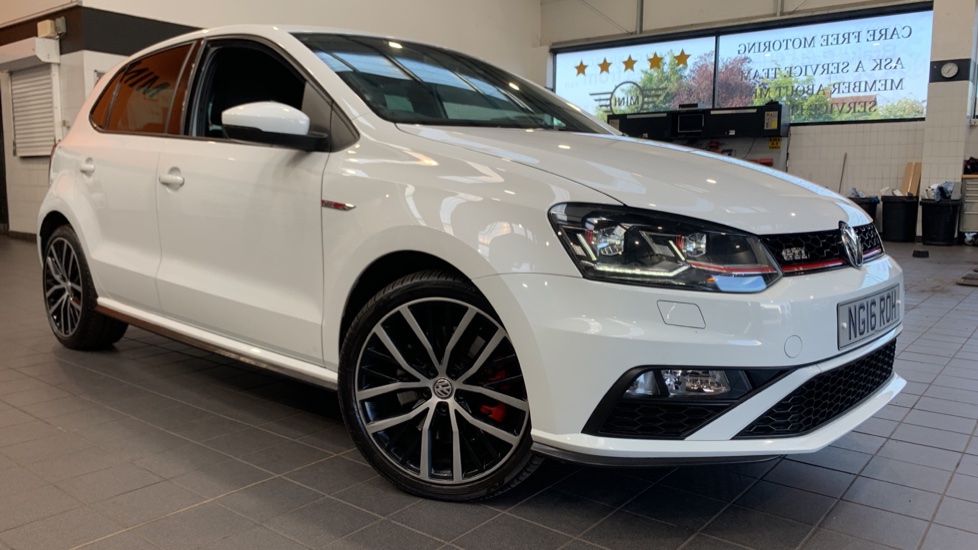 Volkswagen Polo White Manual Auction | DealerPX