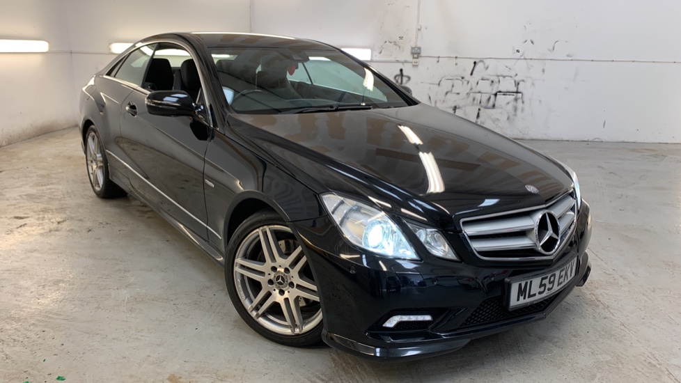 Mercedes E-Class Black Automatic Auction | DealerPX